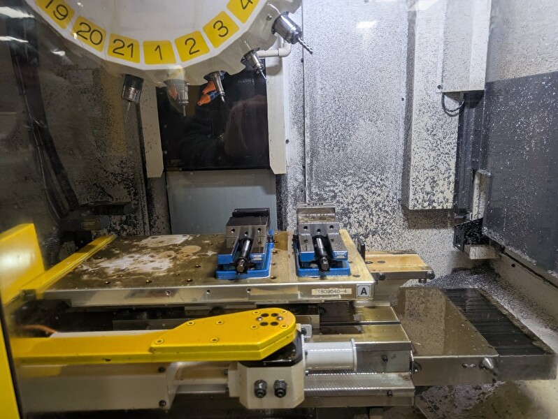 Used 2018 Fanuc Robo Drill a-D21L-iB5