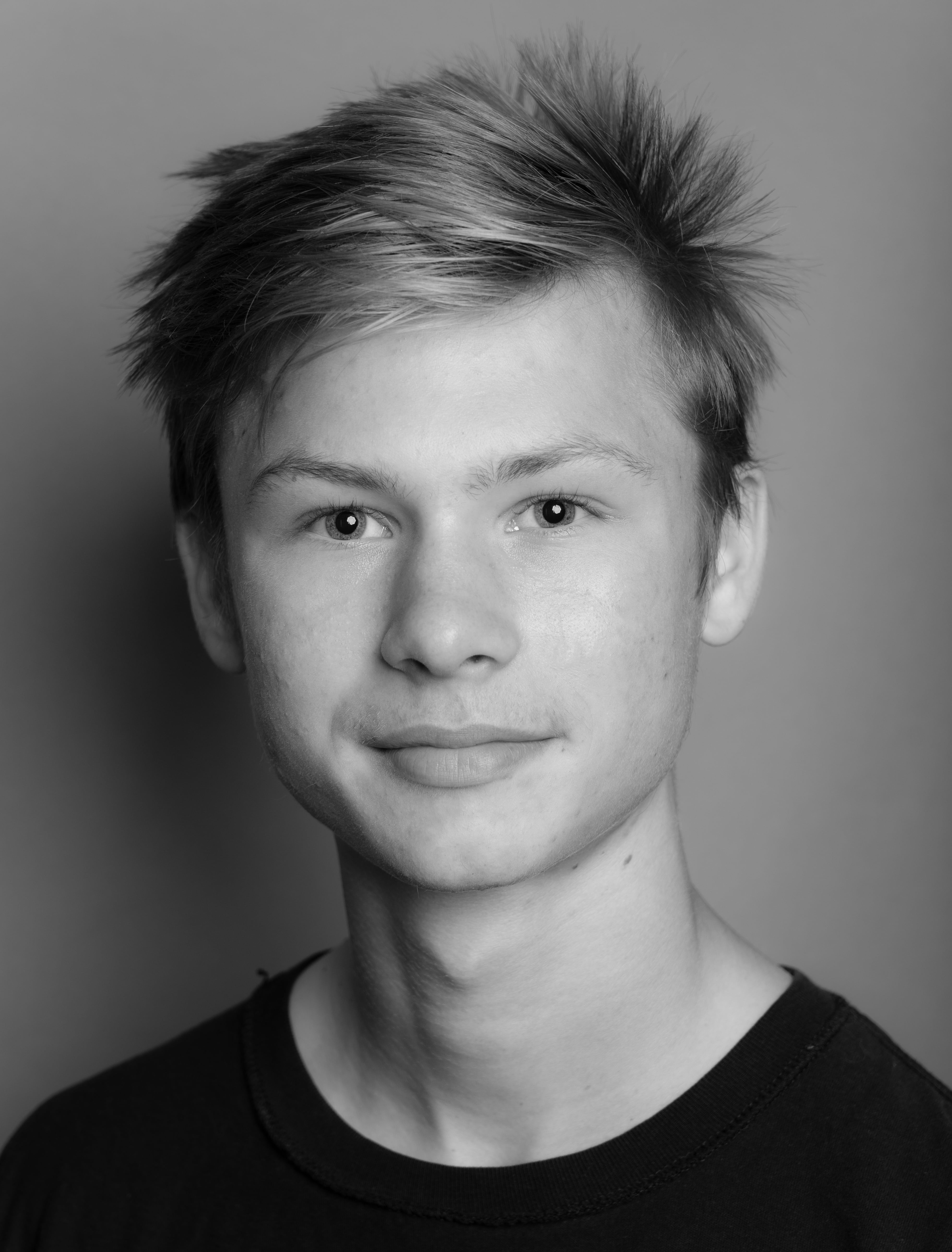 Ethan Harry's Instagram, Twitter & Facebook on IDCrawl